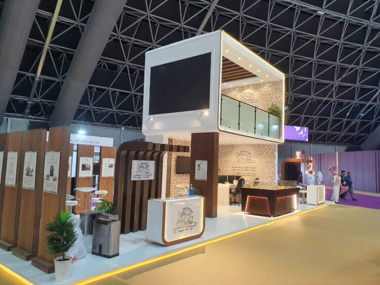 تصميم وتنفيذ البوثات الخشب - event-maker